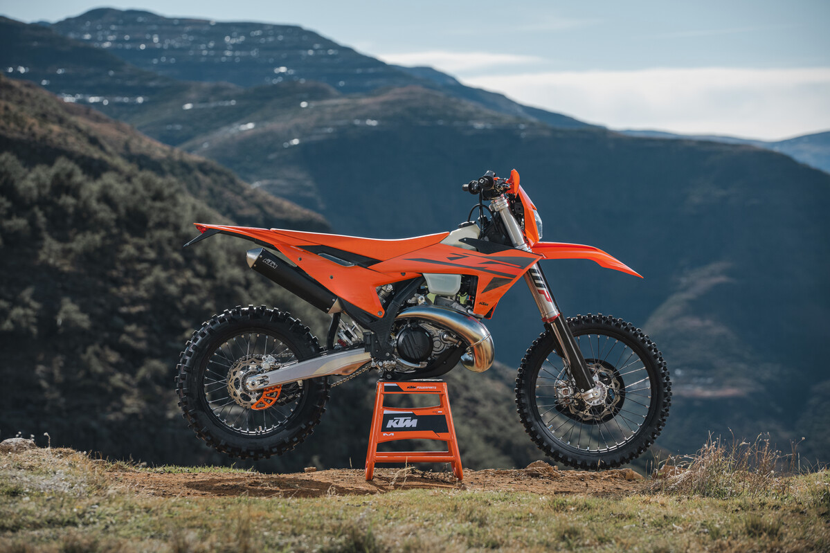 2025 KTM ENDURO RANGE | Dirt Action
