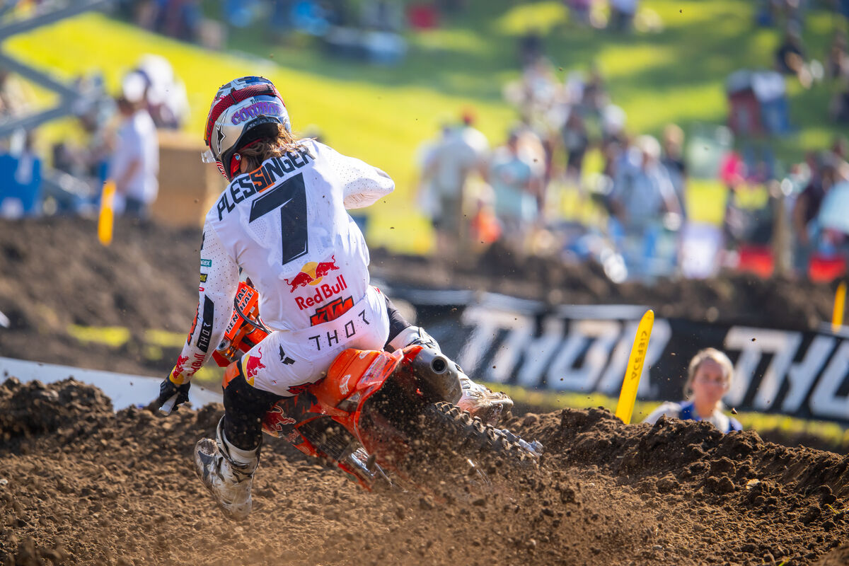 SEXTON 2024 AMA PRO MOTOCROSS 450 CHAMP | Dirt Action