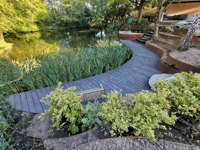 Transform Your Landscaping with Straightcurve Weathering Steel ...