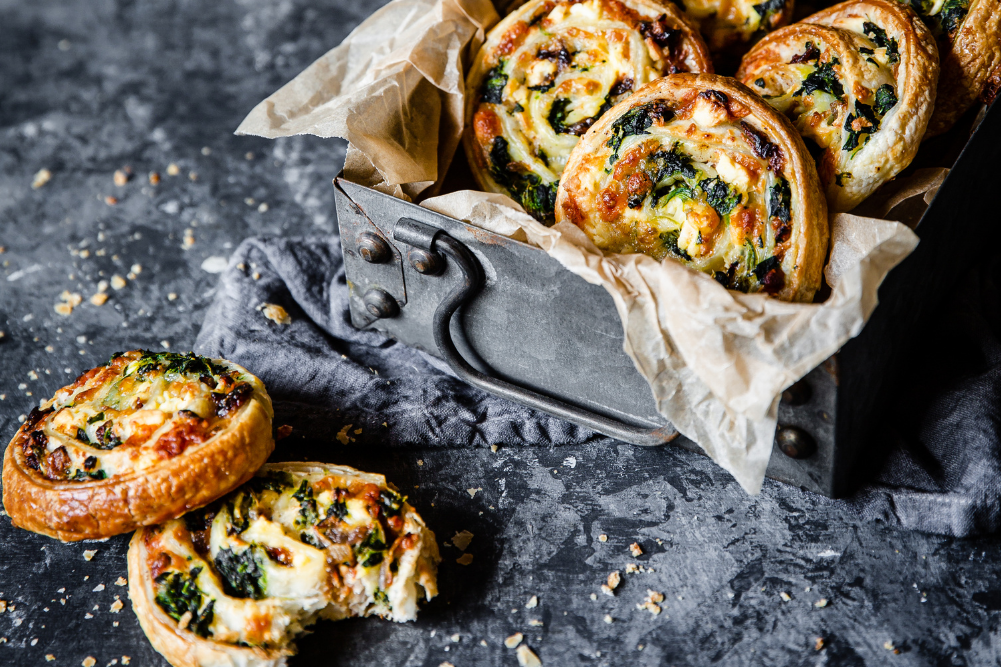 Spinach & Feta Savoury Scrolls Recipe – EatWell Magazine
